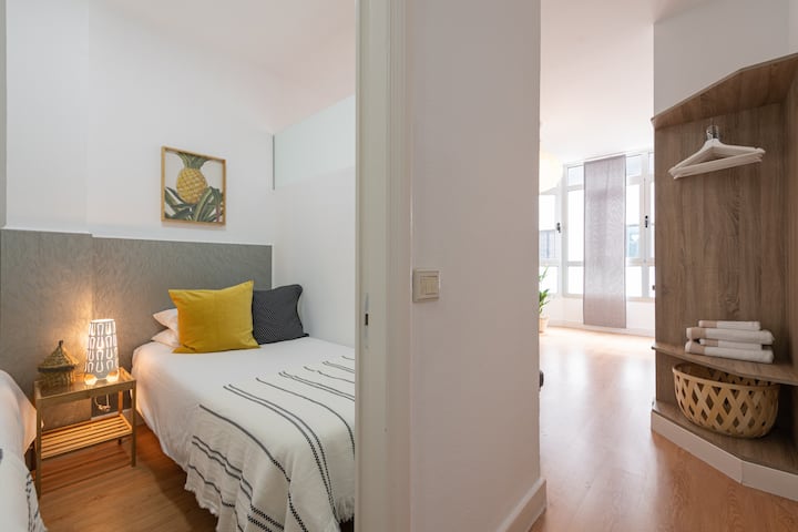Beach Accommodation Las Canteras (2b) - Municipality of Las Palmas
