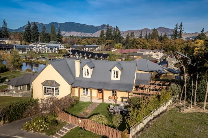 The Dollhouse - Hanmer Springs