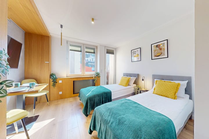 Mango Apartment | City Center Wspolna - Warszawa