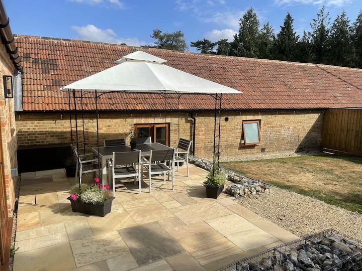 Sparham Hall Farm - The Forge - Norfolk