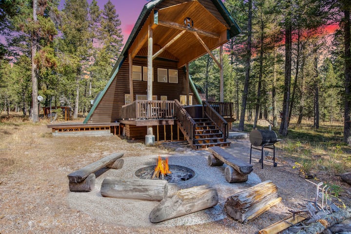 Kabino: Hot Tub 2 Cabins Big Driveway Firepit Wifi - Island Park, ID