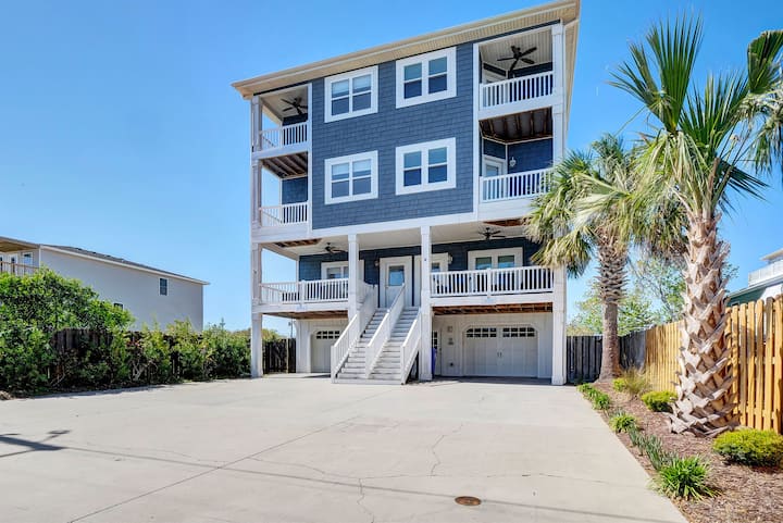 Beautiful 5br/5ba Duplex With Private Elevator! - Kure Beach, NC