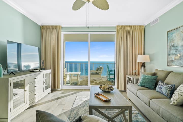 Steps To The Sand With Family-friendly Space - Florida