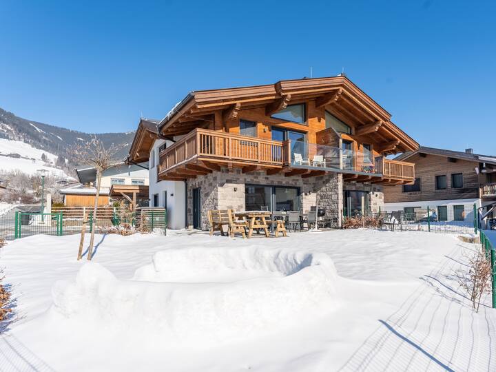 Luxury Chalet With Private Wellness - Saalbach-Hinterglemm