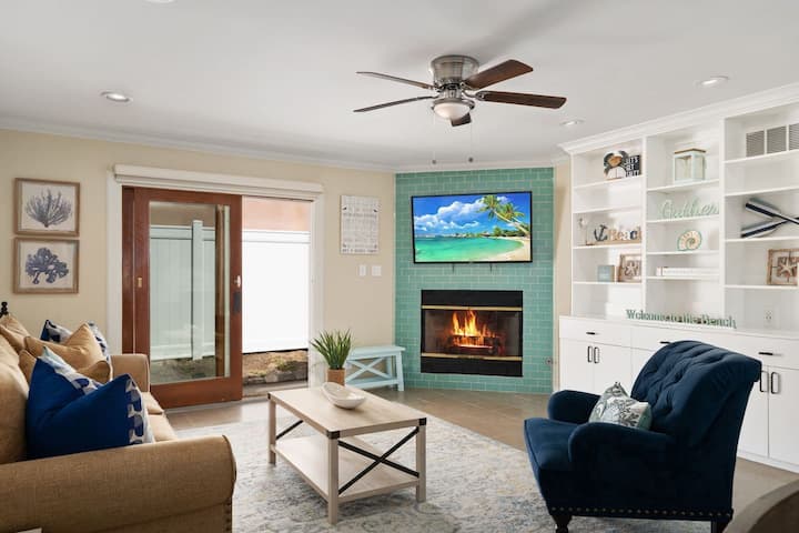 Oxnard Shores Beach Home Family Friendly Location - Oxnard, CA