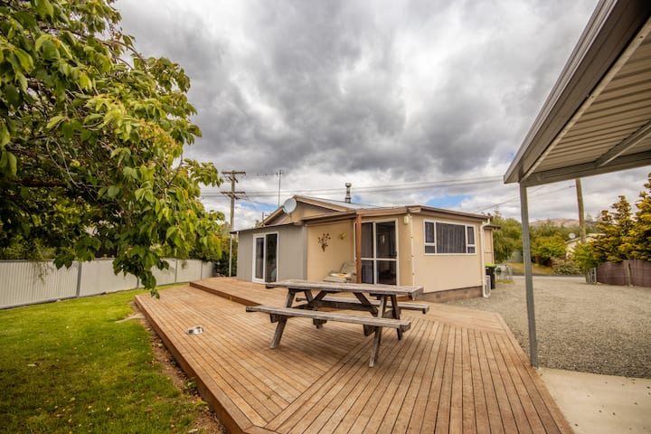 Benmore Bach, Central Location, Twizel - Twizel