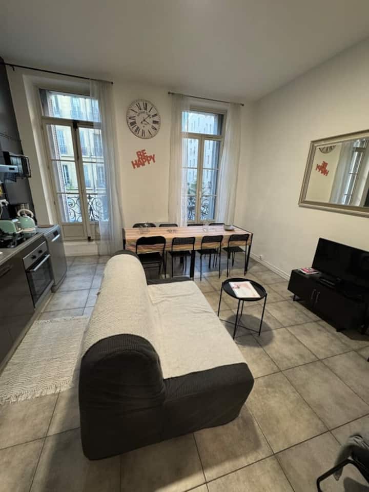L'haussmannien 65, 4 Chambres, 10 Couchages - Marseille