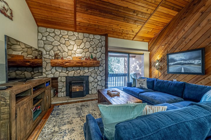 Peaceful Snowcreek Retreat 492 - Mammoth Lakes, CA