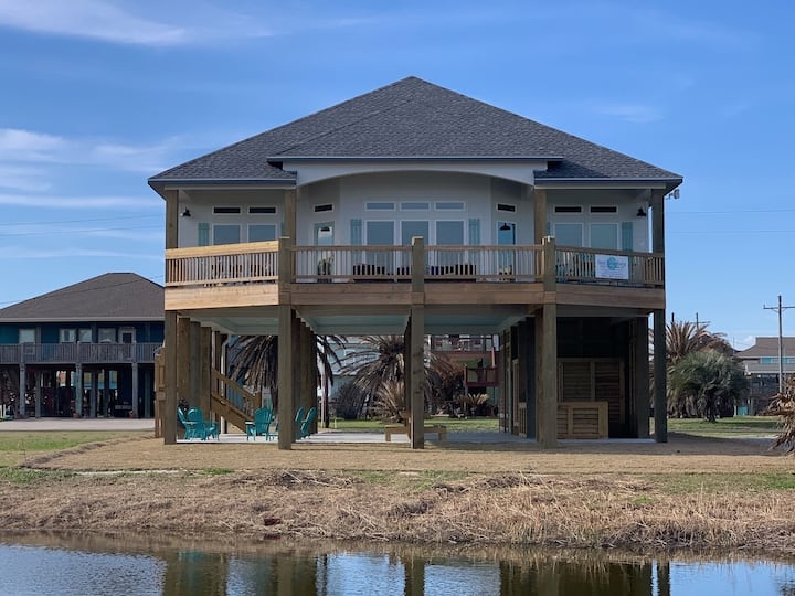 St. Somewhere, Dog Friendly - Crystal Beach