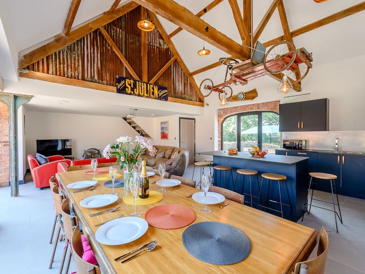 Go Cart Barn - Ross-on-Wye