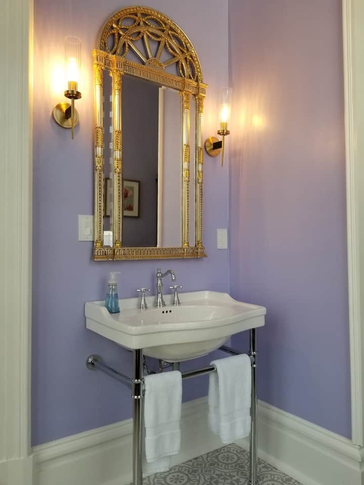 Virginia Lloyd Room - Thomas Weihs Haus - Savannah, GA