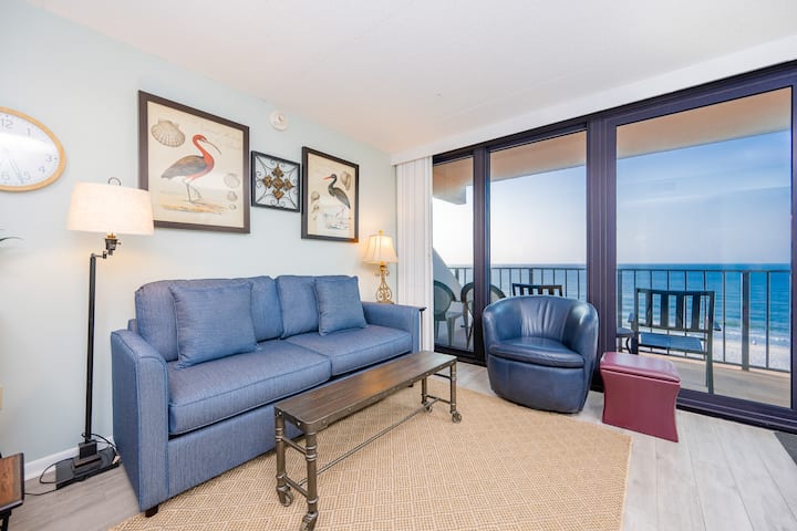 Gulf Front 1 Bedroom - Island Winds East 705 - Foley, AL