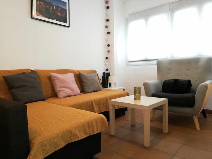 1 Bedroom In Arttyfal Building With Parking - Sierra Nevada