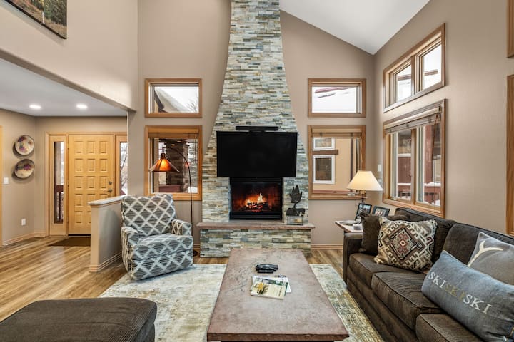 Powder Day Rendezvous, Ac! Multi-family Home! - Steamboat Springs, CO