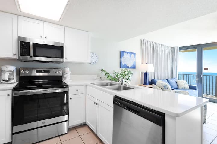 1br Hotel Suite On The Beach! Pasw 906 - Gulf Shores, AL