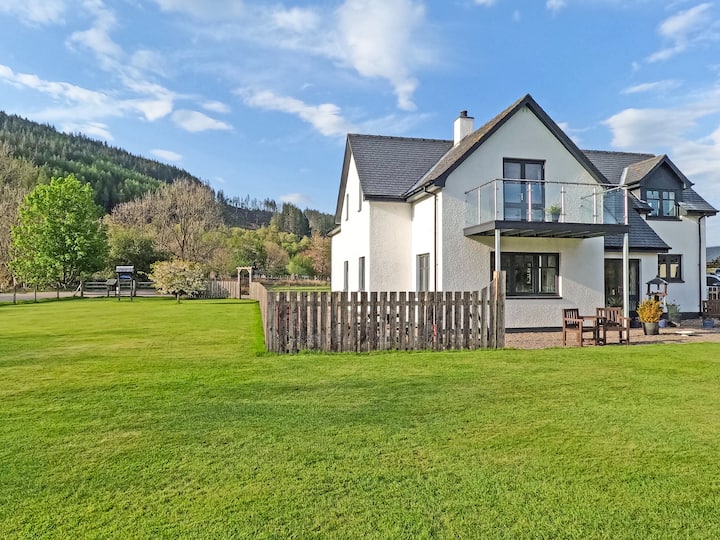 Dalcomera - Spean Bridge