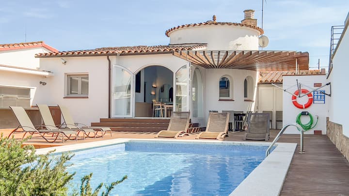 Majordoms - Villa Canals, Empuriabrava - Empuriabrava