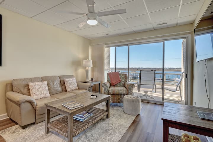 202 Banks Channel - Beautifully Updated Condo W/ - Wrightsville Beach, NC