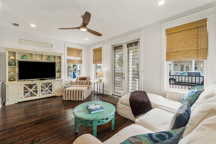 Starry Nights In Seacrest Beach! 8! Short Walk To Rosemary. Beach Gear Credit Included! - Watersound, FL