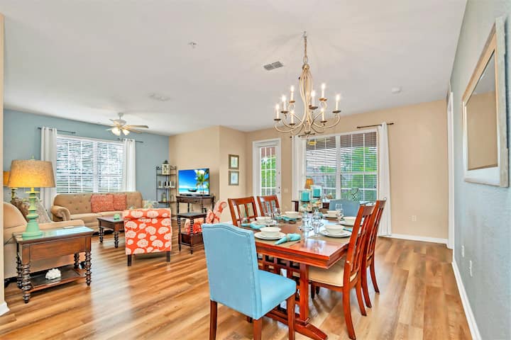 Vista Cay 3 Bed 2 Bt  Huge Upscale Home - Winter Garden, FL