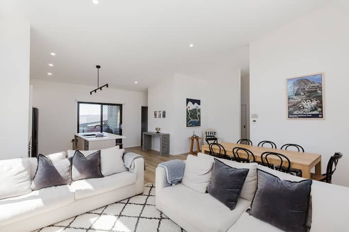 15 Jagungal Entire - Jindabyne