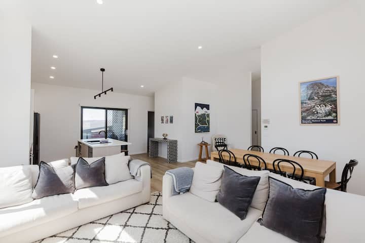 15 Jagungal Entire - Jindabyne