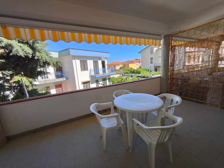 A Un Minuto Dal Mare Con Terrazzino - Cilento - Acciaroli