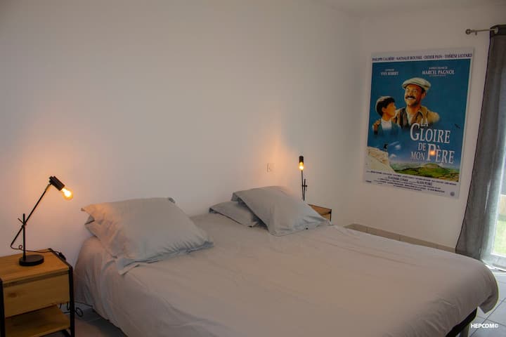 Chambre N°5 - La Gloire De Mon Père - 1 Lit Double - La Fare-les-Oliviers