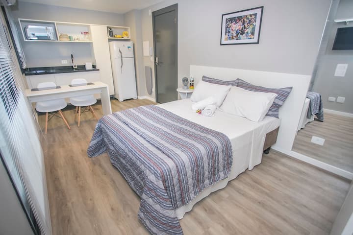 Studio Com Sacada E Ar Condicionado All0617 - Curitiba