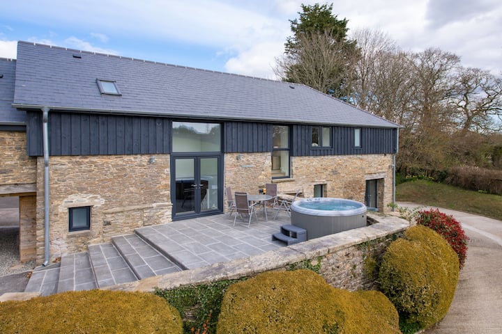 Orchard Barn - Sleeps 8 - 애쉬버턴
