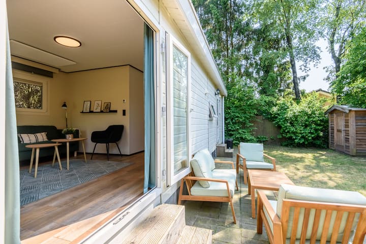 Chalet Met Eigen Tuin Aan De Veluwse Bosrand. - Netherlands