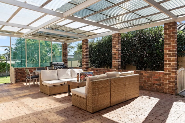 Entertaining Home In Convenient Location - Jervis Bay