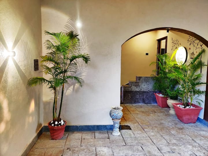 3bhk Villa With Jacuzzi Pool Near Beach And Panjim - Goa