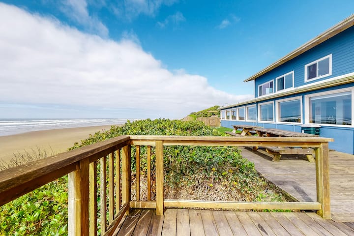 5br Oceanfront | Fireplace | Deck | Game Room - Yachats, OR