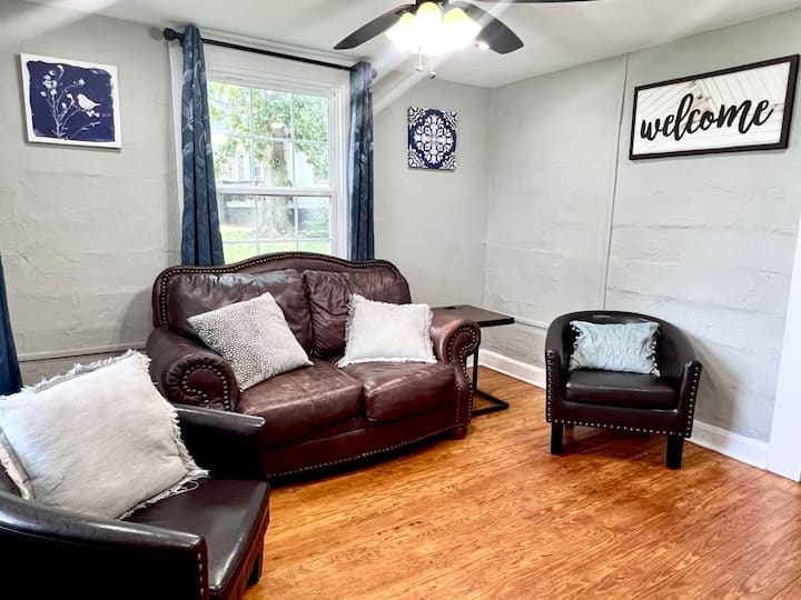 Tiny House — Near Whitewater Center & Mount Holly - Belmont, NC