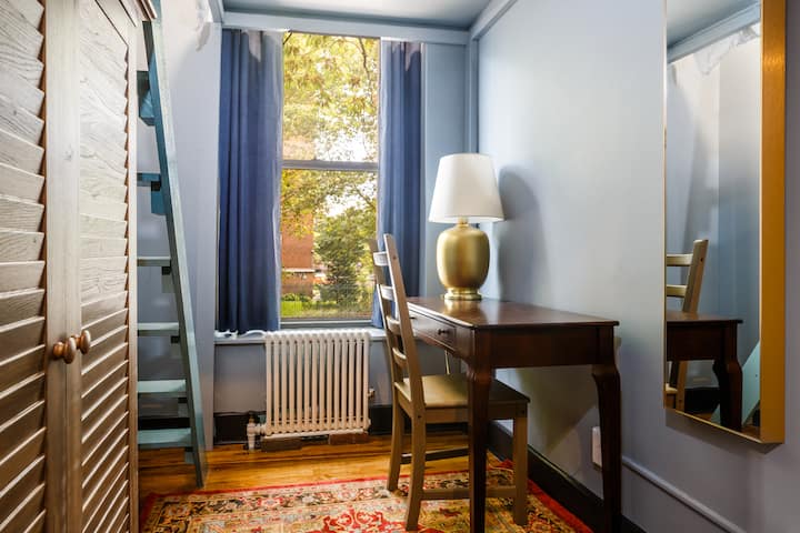 Lamartine Chelsea 2a - New York