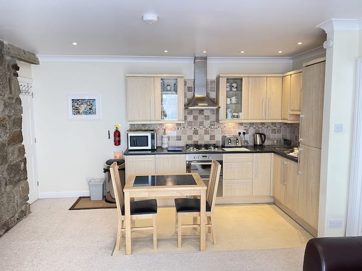 Penryn A Modern Spacious Ground Floor Apartment - Carbis Bay
