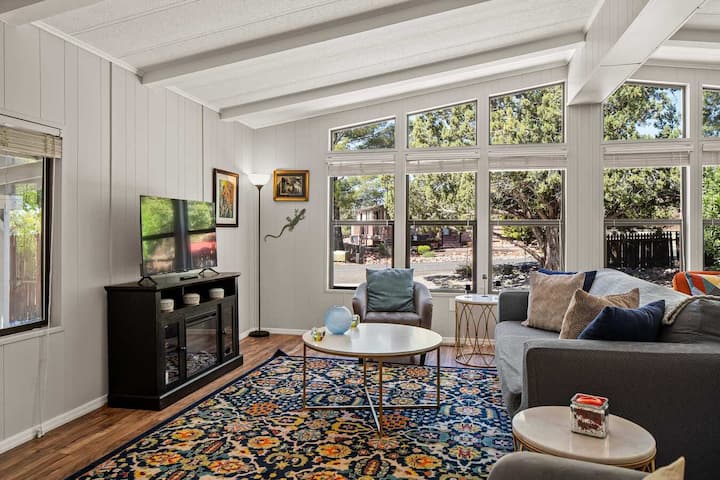 Myrinn – Cozy Escape W/hot Tub, Bbq & Trail Access - Sedona, AZ