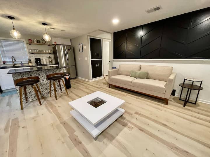 Midtown Gem 💎 - Near Unmc & Creighton - Yard Space - Omaha, NE
