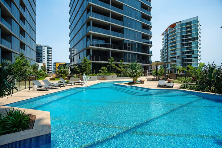 South Brisbane Apartment With Pool - Brisbane