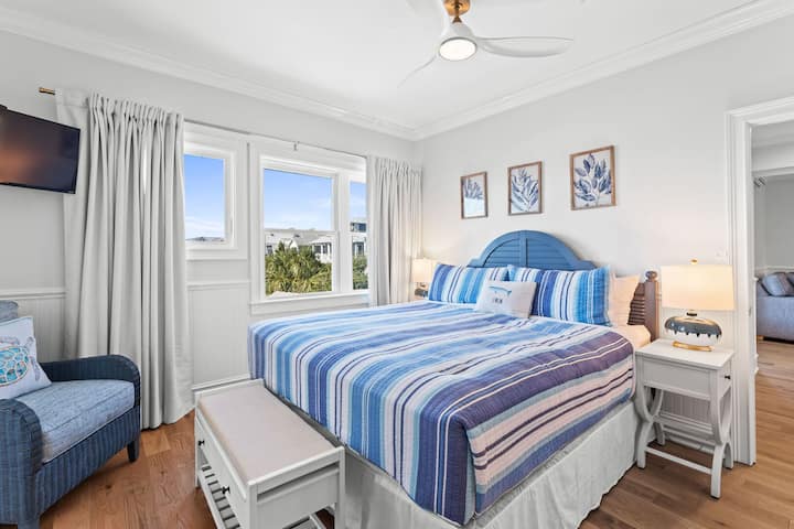 The Marsh Harbour Inn-ship Watch - Bald Head Island, NC