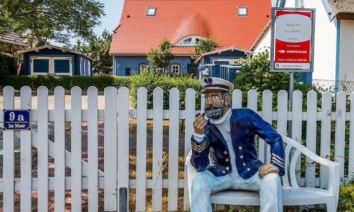 Käptn's Nie Hus Kapitänshus - Hus In Lee - Born am Darß