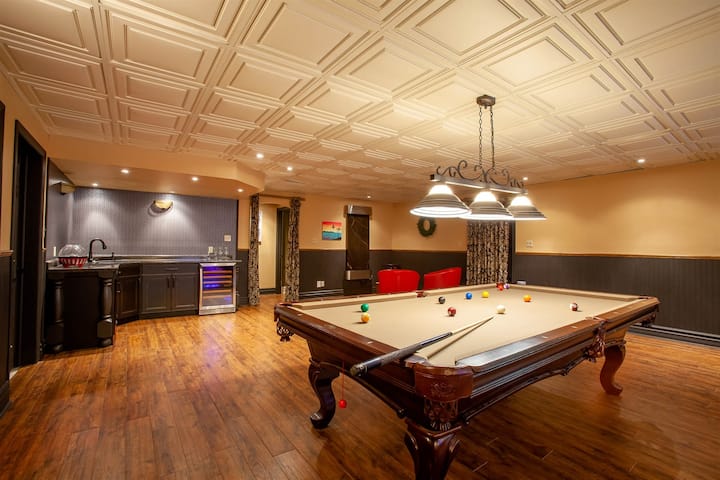 Woodland Retreat *King Bed* Private Lake Access - Goderich