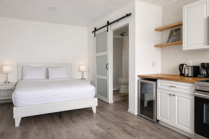 South Sunrise Studio - Retreat In Forks - Forks, WA