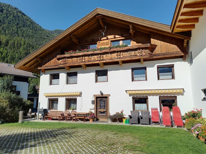 Alpenglühen By Interhome - Längenfeld