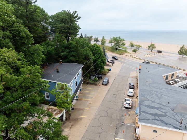 Across From Beach + Walkable - Grand Haven, MI
