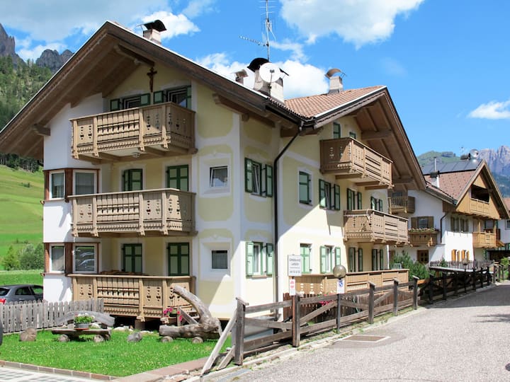 Maura By Interhome - Pozza di Fassa