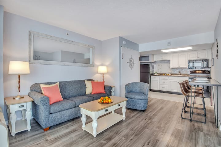 Escape To The Ocean~ Oceanview Suite @Compasscove - Myrtle Beach, SC