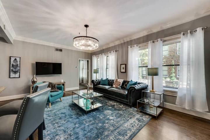 Spacious 1br Getaway In Historic Dallas - Dallas, TX
