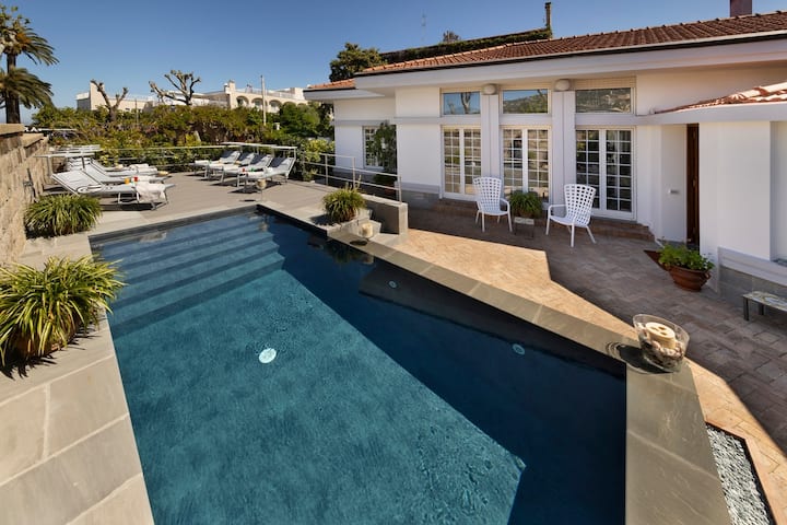 Villa Agnello, Private Villa With Pool In Sorrento - Sorrent